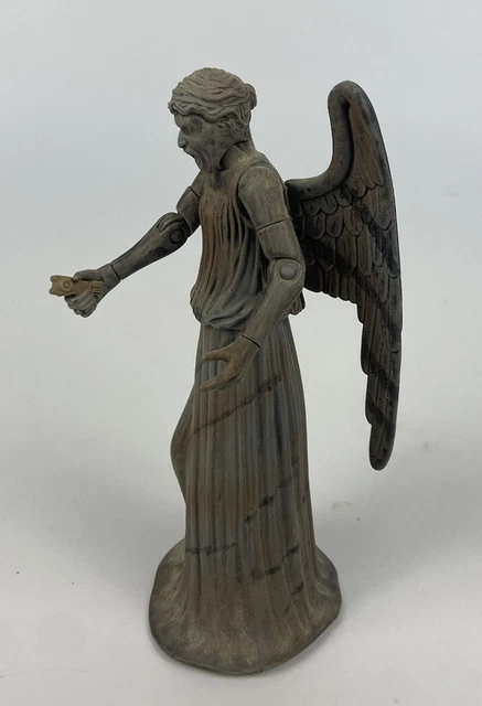 DOCTOR WHO - Weeping Angel Bob + Communicator - 5.5" Character Options ...