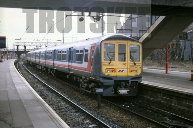 35MM SLIDE BR British Railways Electric EMU Class 319 018 Bedford 1988 ...