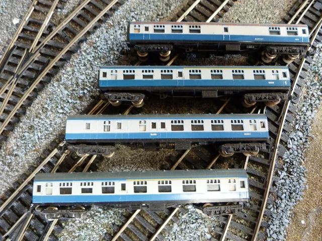 LIMA BR COMPOSITE brake and buffet coaches for N gauge model train set ...