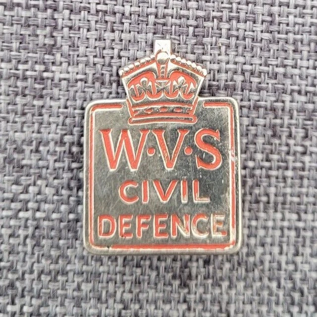 WW2 WVS WOMENS Voluntary Service Civil Defence Vintage Badge £11.99 - PicClick UK