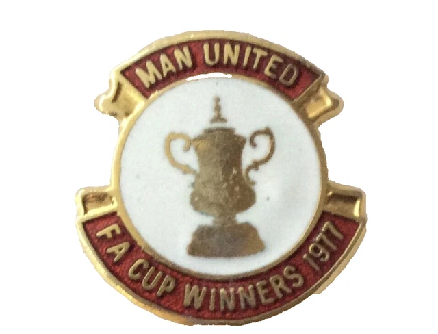 MANCHESTER UNITED F.A. Cup Winners 1977 Badge $36.82 - PicClick AU