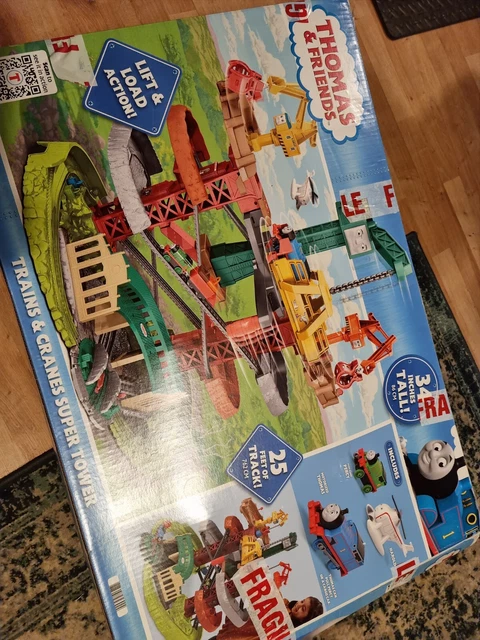 THOMAS AND FRIENDS Trains and Cranes Super Tower Trackmaster £40.00 ...