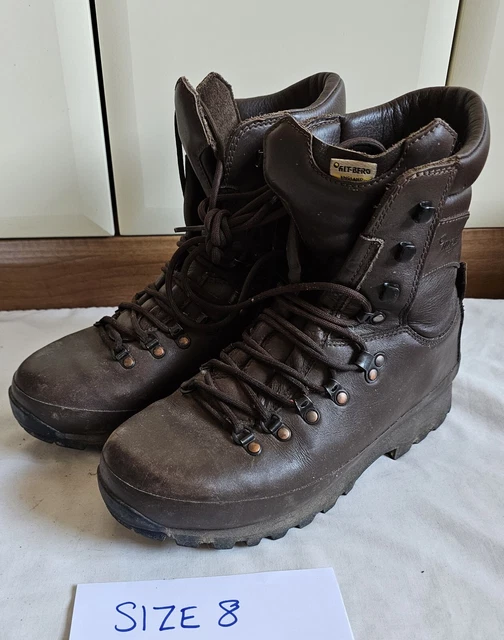 GENUINE BRITISH ARMY Military Altberg Defender Combat Boots. Size 8 LG ...