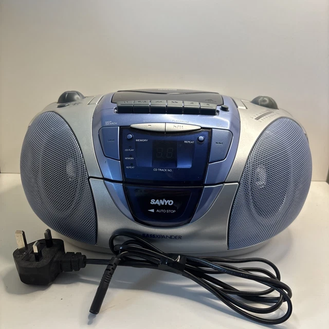 SANYO BOOMBOX CD Tape Cassette Player Radio MCD-ZX500F (READ) £25.99 ...