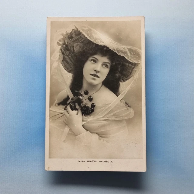 EDWARDIAN ACTRESS POSTCARD Gladys Archbutt 1906 Real Photo Wistful Hat Cherries £7.95 - PicClick UK