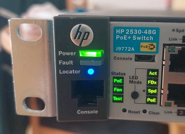 HP 2530-48G POE+ Switch -J9772A EUR 75,00 - PicClick DE