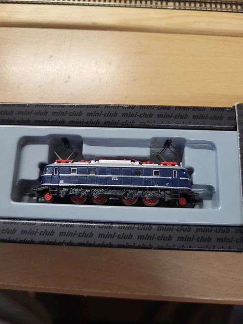 LOCOMOTIVES ET WAGONS Märklin 88080 Deutsche Bahn échelle z veuillez d ...