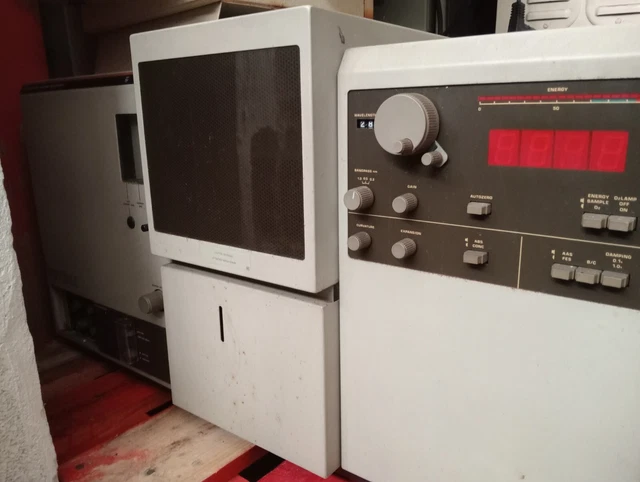 PHILIPS PYE UNICAM PU9000 Atomic Absorption Spectrophotometer £15,000. ...
