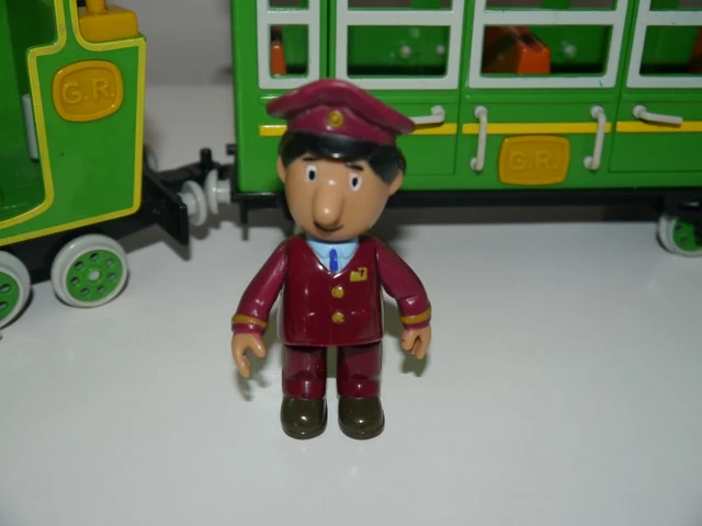 POSTMAN PAT TOYS Large Motorised Greendale Rocket Sounds Passenger ...