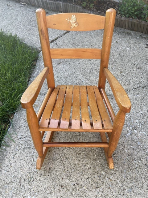 VINTAGE CHILD SIZE Wooden Rocking Chair £61.37 - PicClick UK