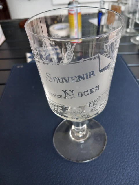 ANCIEN VERRE SOUVENIR gravé ANCIEN VERRE SOUVENIR gravé