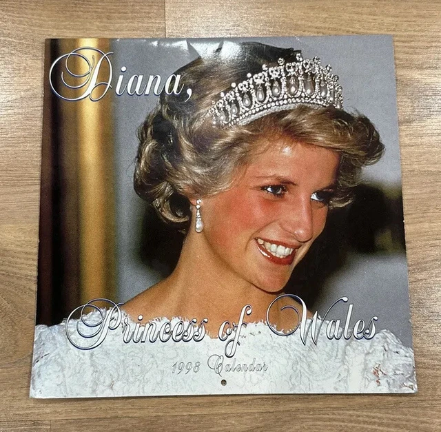 ROYAL FAMILY PLATINUM Jubilee Queen Elizabeth Princess Diana 1998 ...
