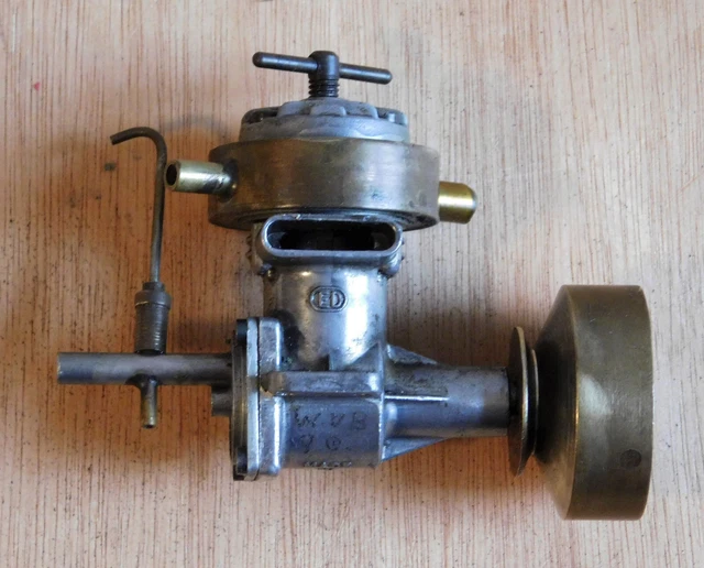 ED BEE 1CC Model Diesel Engine - Rare Water Cooled Version £70.00 ...