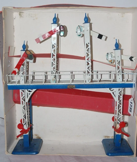 HORNBY SERIES O GAUGE 1929 No 2 SIGNAL GANTRY WITH ITS REPRODUCTION BOX ...
