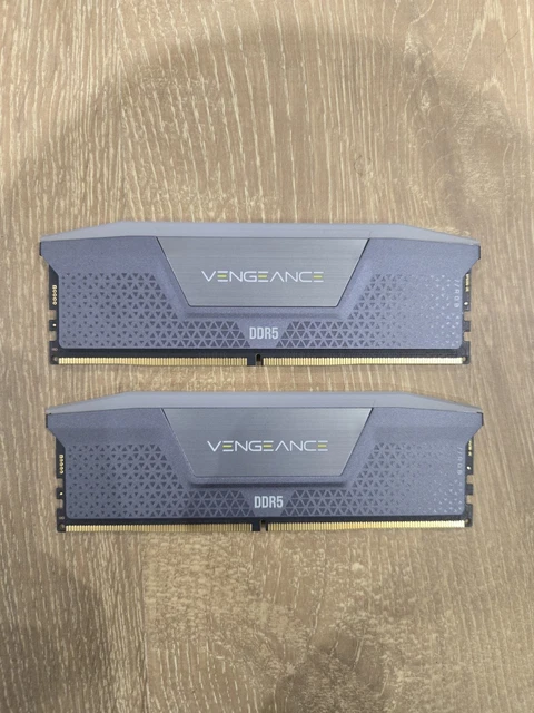 CORSAIR VENGEANCE RGB 2x16GB DDR Memory Kit - (CMH32GX5M2B6000Z30K) £64 ...