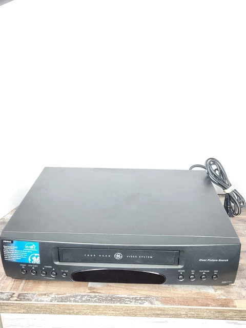 GE MODEL# VG4043 VHS VIdeo Cassette Player. No Remote. Tested And ...