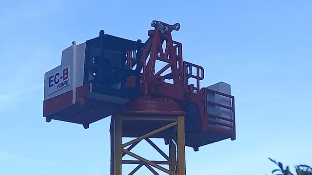 GRUE DE TYPE LIEBHERR ECB 300 FIBRE au 1/50e EUR 400,00 - PicClick FR