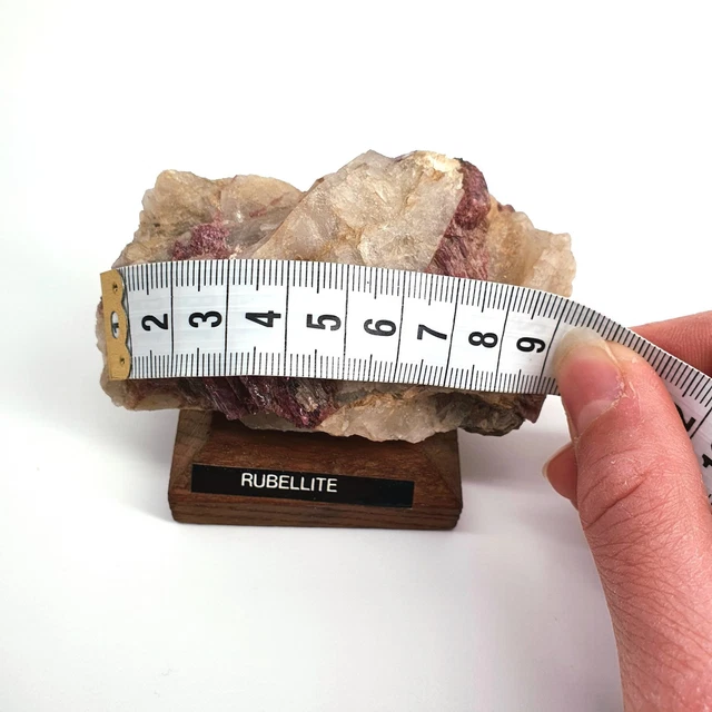 RUBELLIT TURMALIN ROHSTEIN auf Matrix Naturstein Rosa Kristalle ...