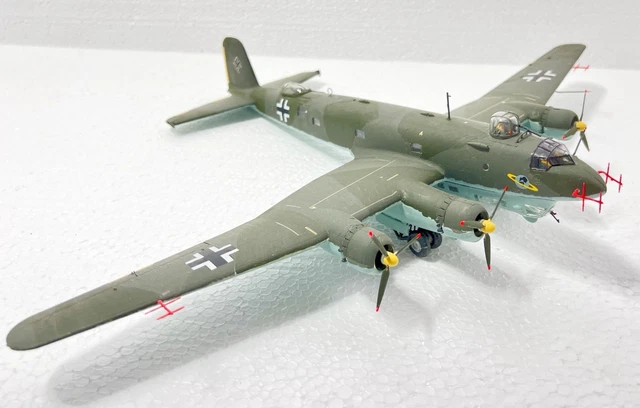 FOCKE WULF FW 200 C8 Condor 1:72 WK2 WW2 bemalt Luftwaffe EUR 55,00 ...