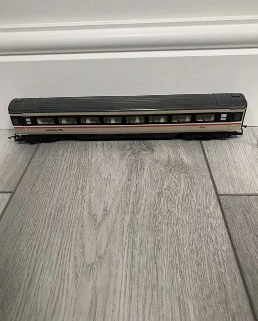 HORNBY R429 BR MK 3 Intercity 125 HST Standard Class Car Coach Vintage ...