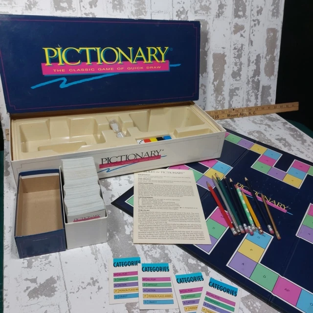 VINTAGE 1993 PICTIONARY 'Updated for the 90s' Version Quick Draw Game ...