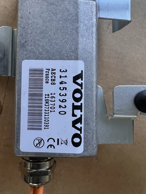 VOLVO V60 2017 Diesel/electricity Front Battery control module 31453920 ...