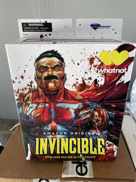 INVINCIBLE DELUXE ACTION Figure - Battle Damage Omni-Man - C2E2 ...