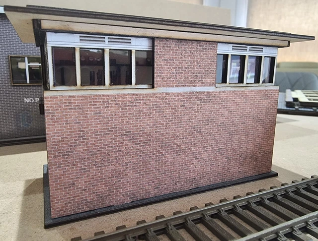 BRITISH RAILWAYS OO Scale Pre-Painted Wood Laser-Cut Signal Box kit. £ ...
