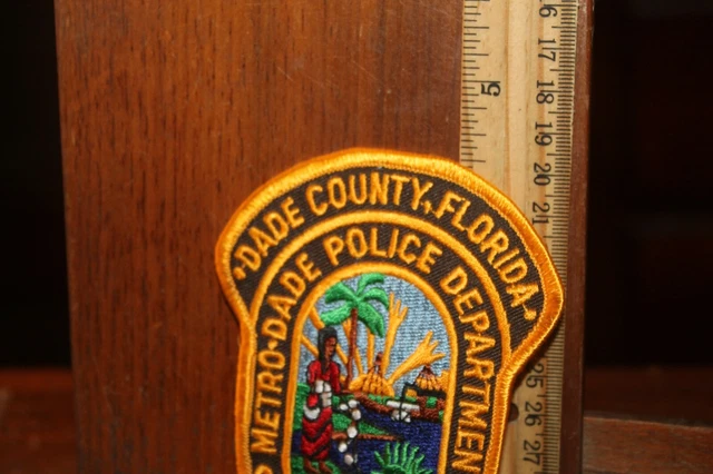 OBSOLETE POLICE PATCH Metro Dade County Florida $14.46 - PicClick CA