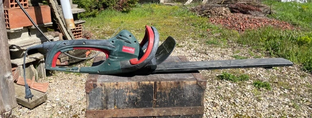 TAILLE HAIE ÉLECTRIQUE METABO HS 8465 qui fonctionne en bon état EUR ...