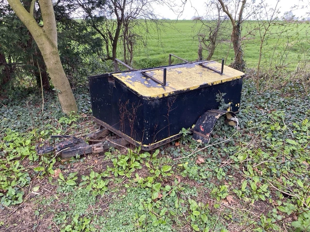 FORMER FIBRE GLASS Utilities Trailer On Metal A Frame (TLC Project) £16 ...