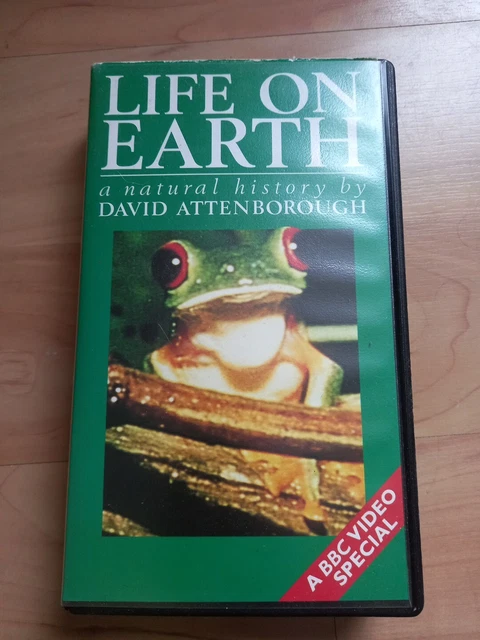 LIFE ON EARTH a Natural History by David Attenborough - VHS Video ...