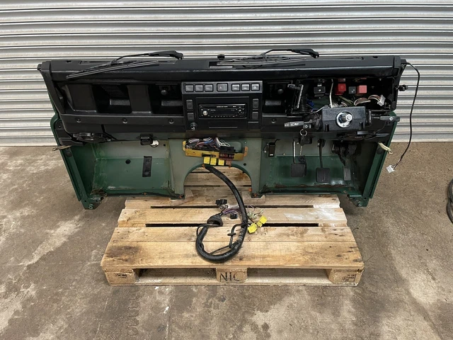 LAND ROVER DEFENDER Td5 Bulkhead Dash complete £1,795.00 - PicClick UK