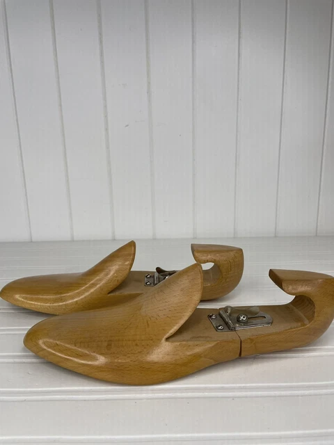 VINTAGE D. MACKAY Wooden Adjustable Shoe Trees Pair - Size 7C $24.00 ...