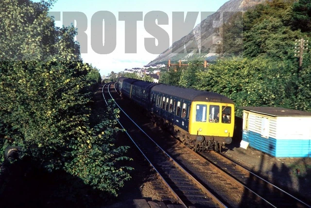 35MM SLIDE BR British Rail Diesel DMU Class 108 M50940 Llanfairfechan ...