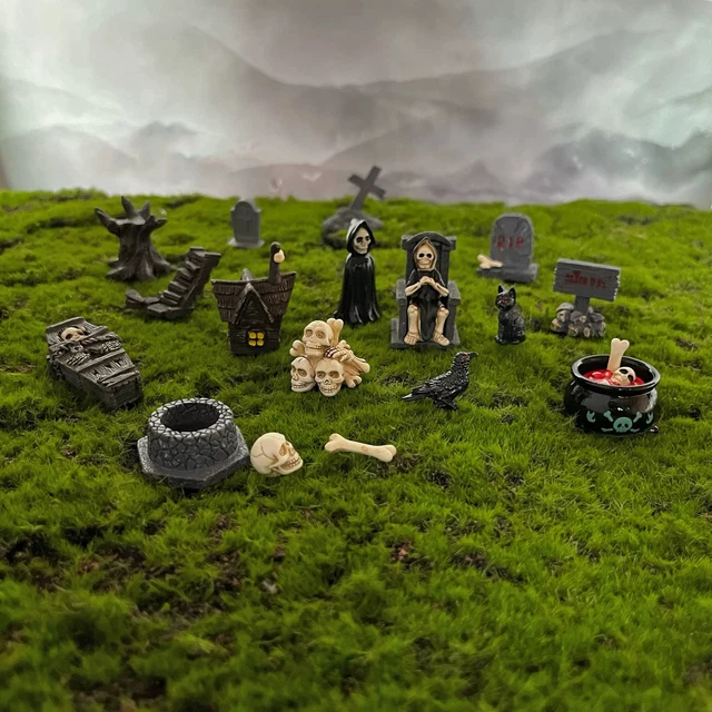 DIORAMA MINIATURE MODEL Gothic Tombstone Haunted House Scene Prop Model ...