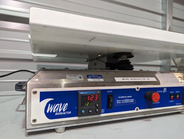 WAVE BIOTECH BIOREACTOR System 20EH Rocker Base 20 EH with Dual Zone ...