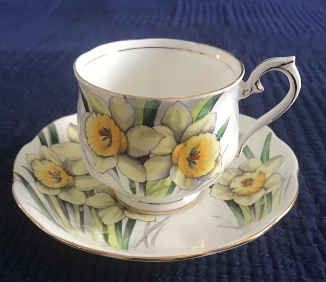 ROYAL ALBERT FLOWER of the Month DAFFODIL Tea Cup & Saucer #3 MARCH ...