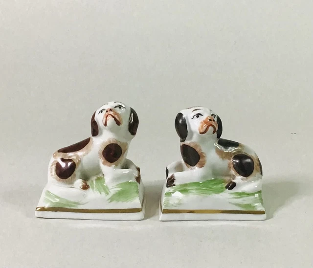 ANTIQUE 18TH / 19th Century Chelsea Samson Porcelain Spaniel Pair Dog ...