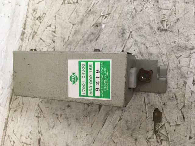 R32 NISSAN SKYLINE GTST Fuel Pump Control Module Relay 17001 04U00 OEM ...