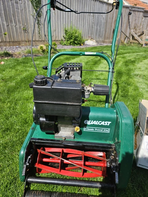 QUALCAST CYLINDER LAWNMOWER - Classic Petrol 35s £180.00 - PicClick UK