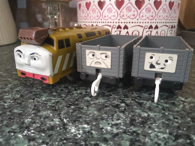 THOMAS AND FRIENDS Mattel Trackmaster motorized battery operated Diesel ... THOMAS AND FRIENDS Mattel Trackmaster motorized battery operated Diesel ...