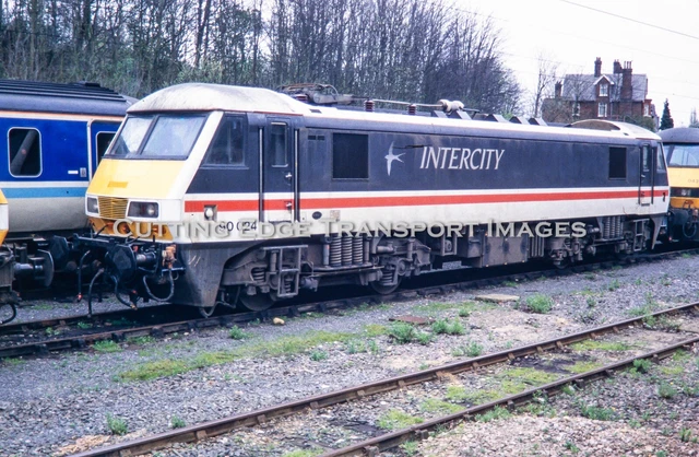 ORIGINAL RAILWAY SLIDE: Class 90 Electric 90024 at Ipswich 1991 D-673 £ ...