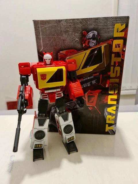 KFC TRANSISTOR TRANSFORMERS G1 Masterpiece Blaster Complete £75.00 ...