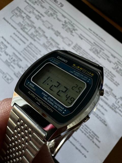 VINTAGE 80S CASIO 79QS-39 Universal Calendar LCD Digital Watch NOS ...