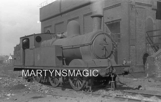 R-35MM RAILWAY NEGATIVE 69354 @ Neasden old coaling stage £3.99 ...