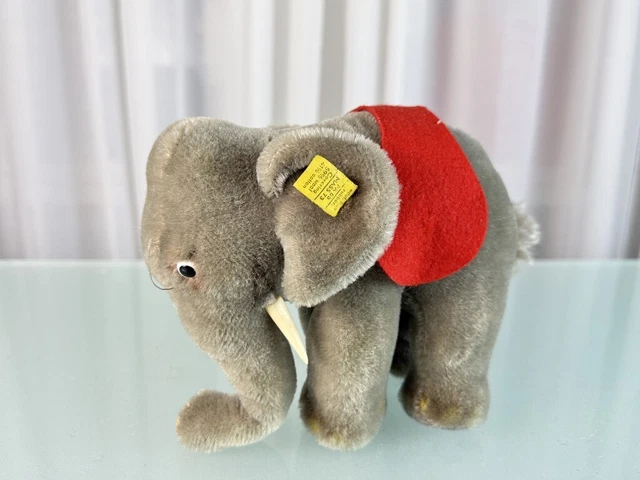 STEIFF ANIMAL COLLECTOR éléphant 16 cm. Voir photo EUR 29,39 - PicClick FR