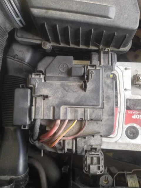 PORTE FUSIBLE SEAT IBIZA 4 PHASE 2 6R0937548F EUR 45,00 - PicClick FR