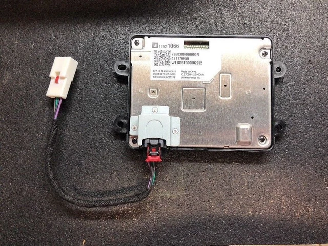 CENTER CONSOLE WIRELESS Charging Module with Connector Harness 13521066 ...