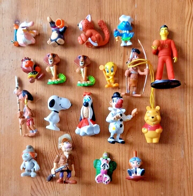 LOT 19 FIGURINES : Snoopy, Simpsons, Droopy, Schtroumpfs, Winnie l ...